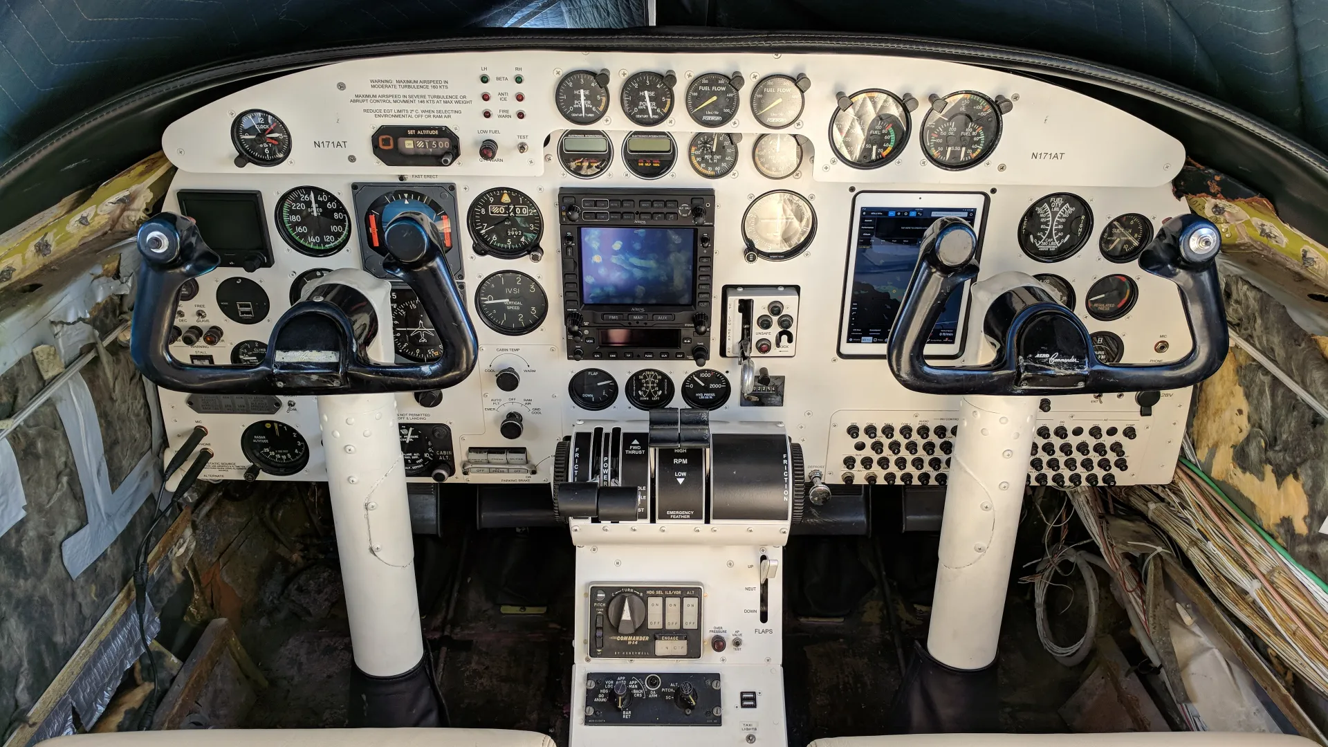 Araina Aviation - Services